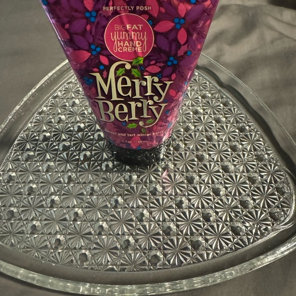 Perfectly Posh | Bath & Body | Perfectly Posh Merry Berry Hand Creme ...